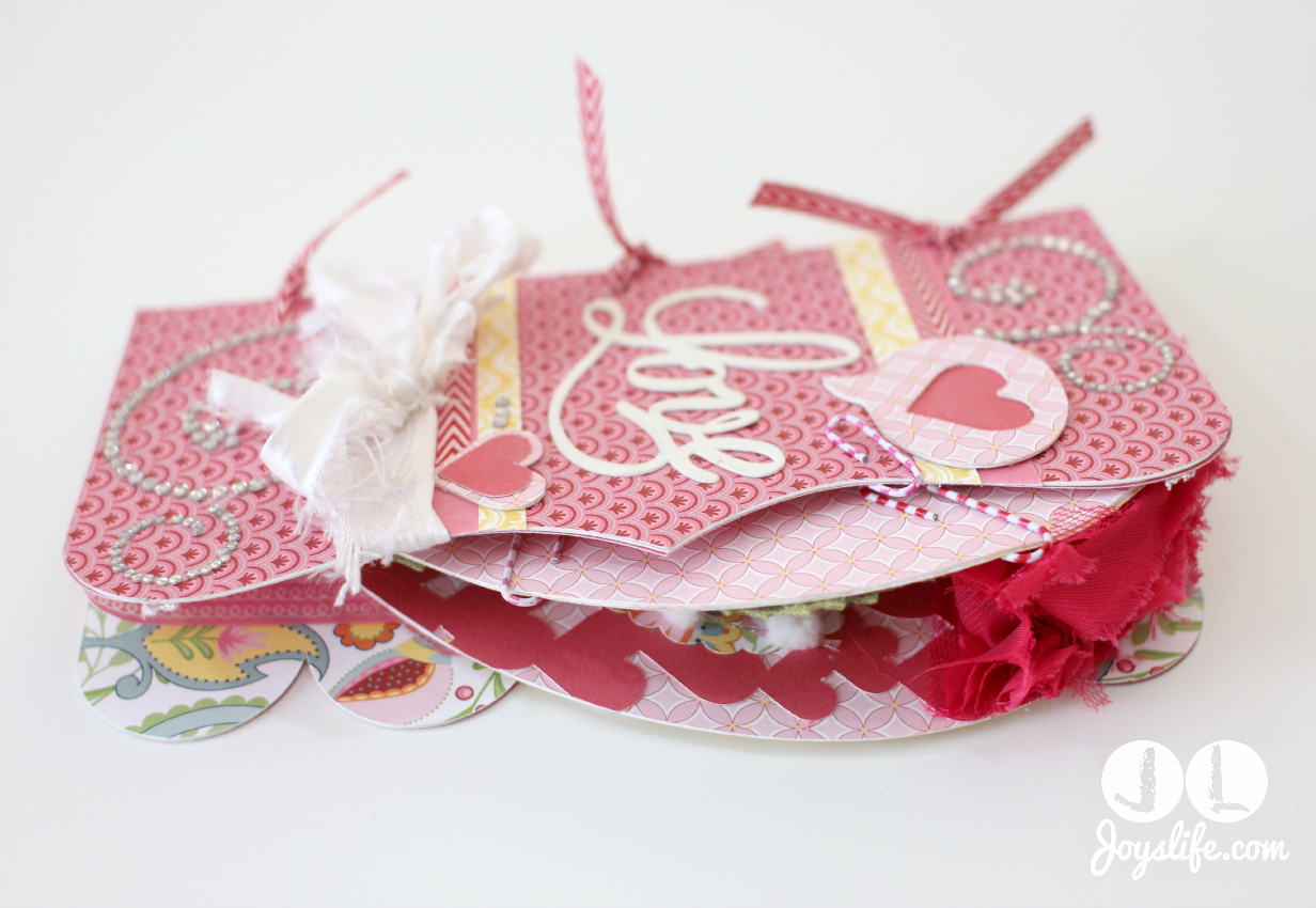 Cricut CTMH Artbooking Valentine's Day Mini Album - Joy's Life