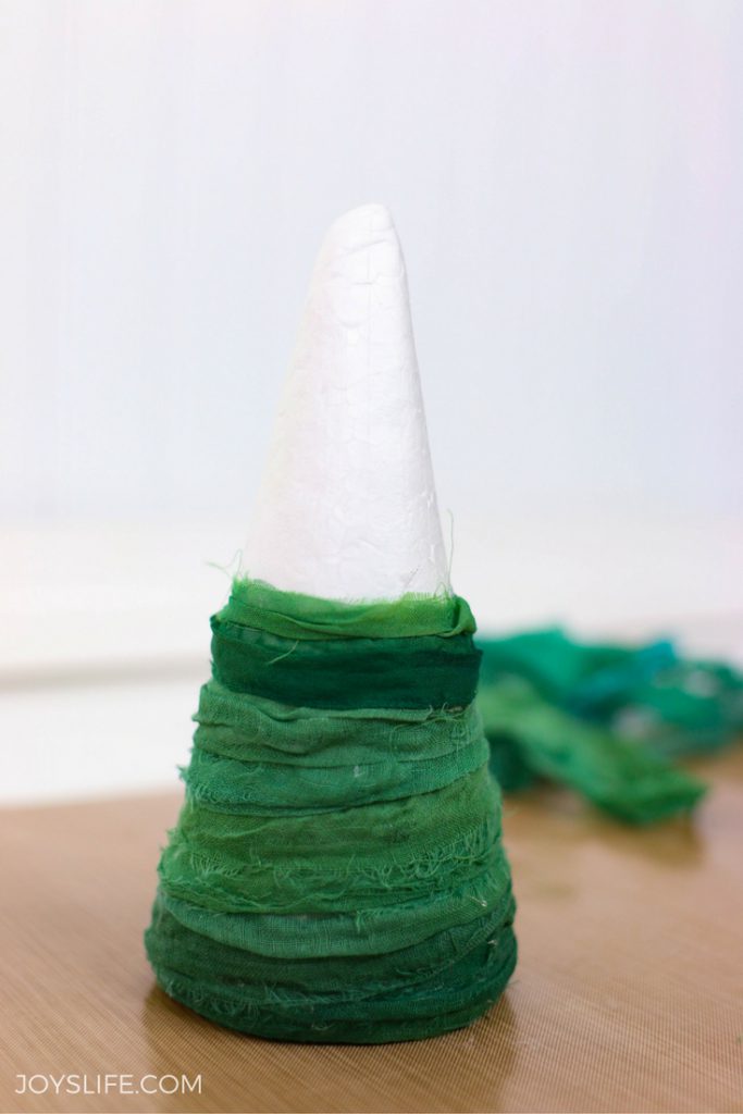 Simple Ribbon Cone Christmas Tree - Joy's Life